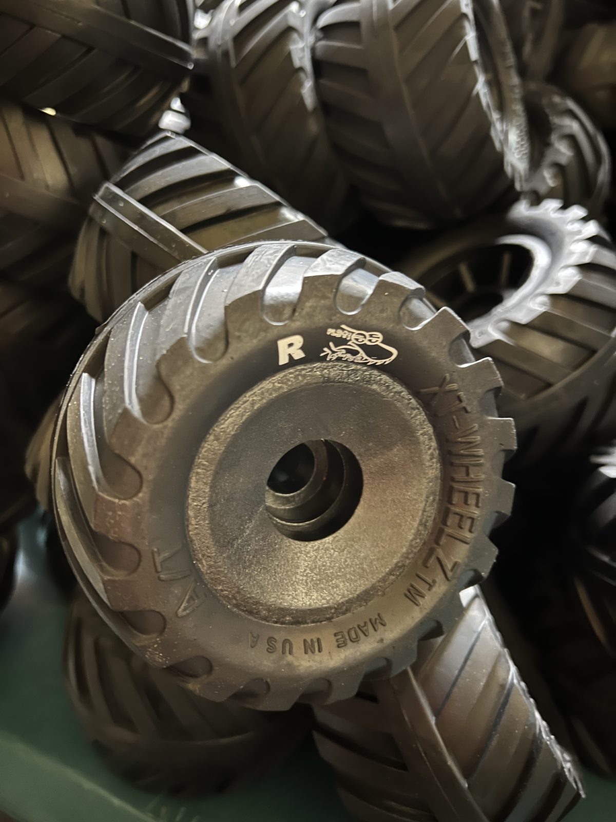 XT-Wheels OFF ROAD KIT from Platipus Skateboards - SellerDoor