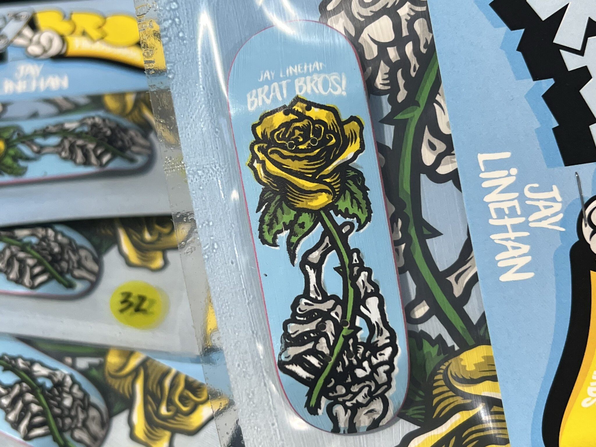 Jay Linehan GUEST PRO. 32 wide. standard shape. - SellerDoor